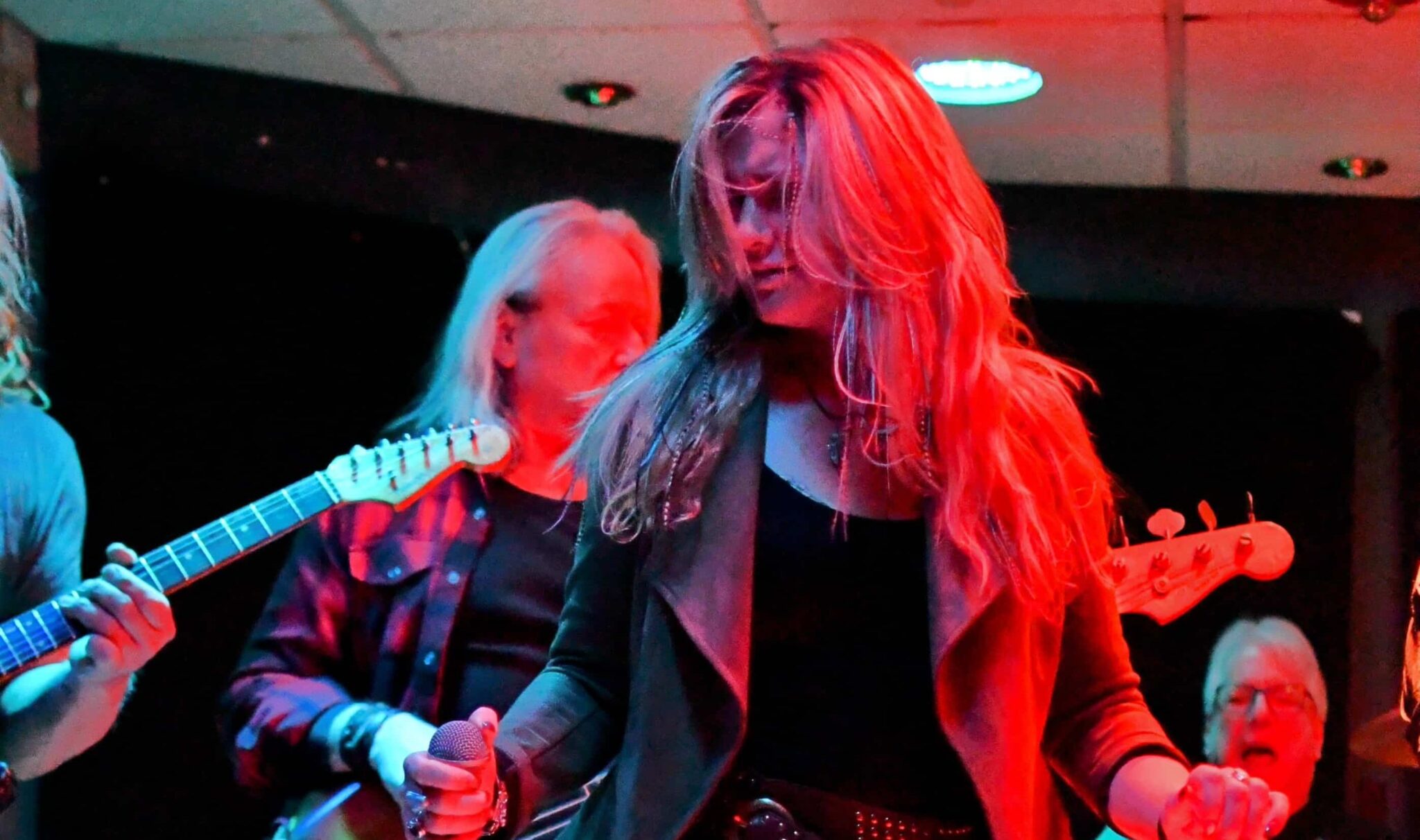 Performances - Bay Street Theater